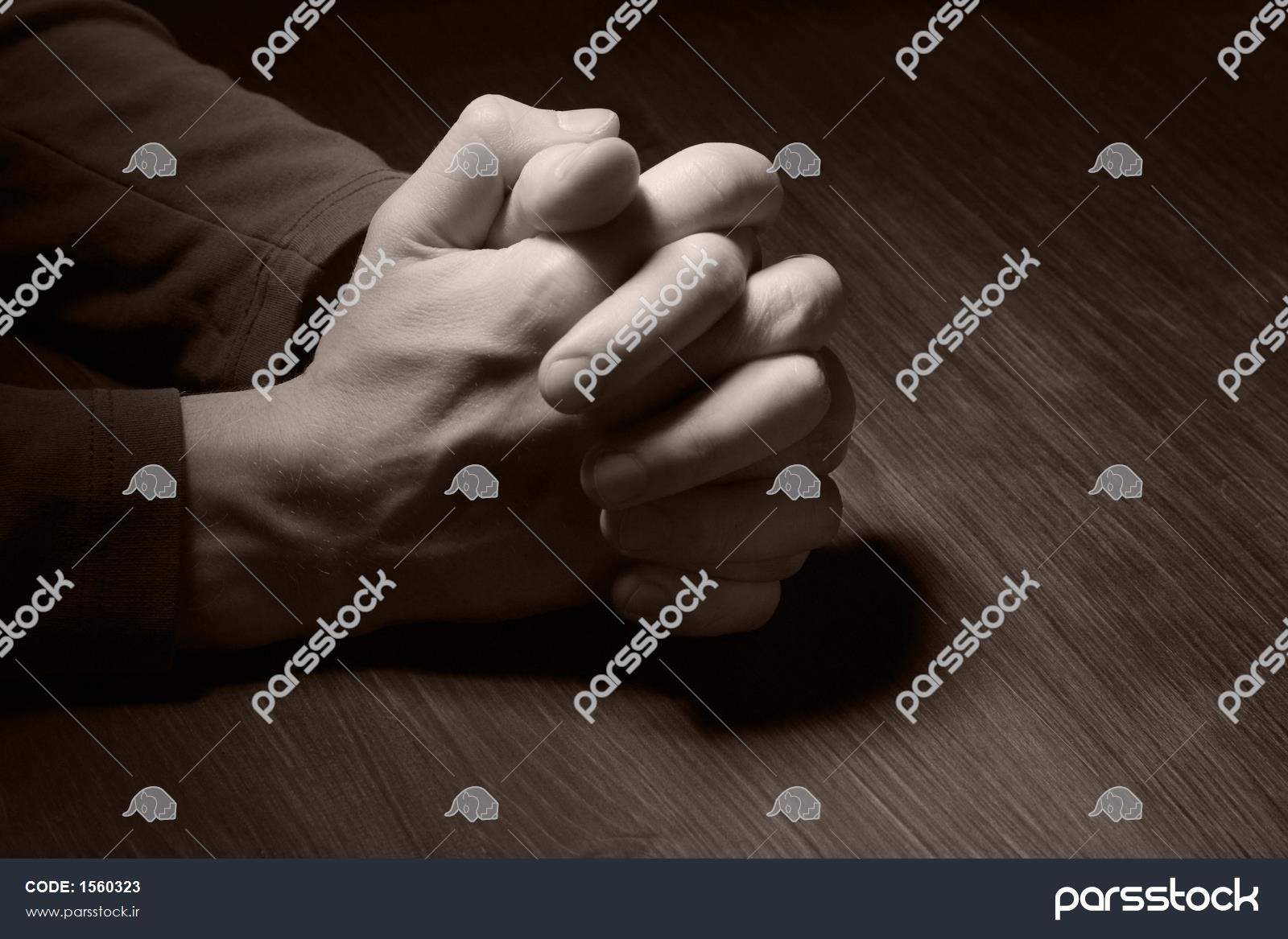 تصویر دستان دعا 1560323